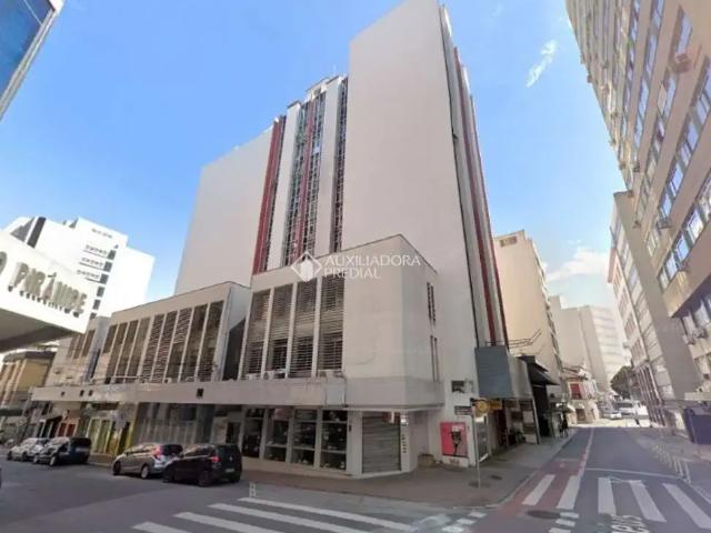 Conj. Comercial / Sala para Locação em Florianópolis/SC Centro