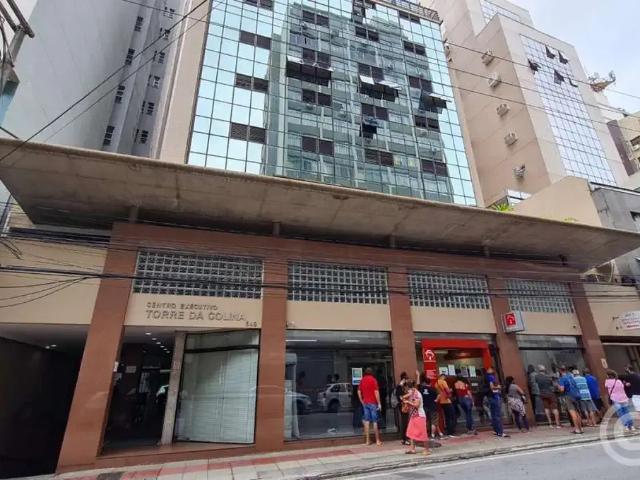 Conj. Comercial / Sala para Locação em Florianópolis/SC Centro