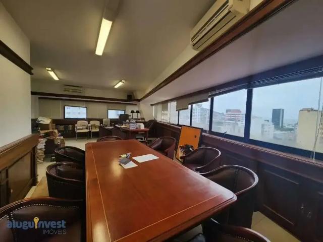 Conj. Comercial / Sala para Locação em Florianópolis/SC Centro
