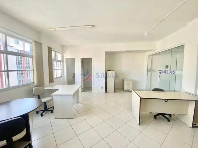 Conj. Comercial / Sala para Locação em Florianópolis/SC Centro