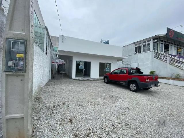 Conj. Comercial / Sala para Locação em Florianópolis/SC Coqueiros
