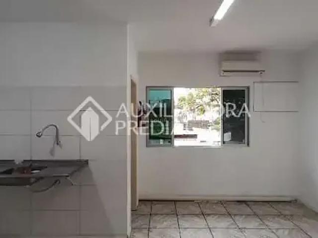 Conj. Comercial / Sala para Locação em Florianópolis/SC Córrego Grande