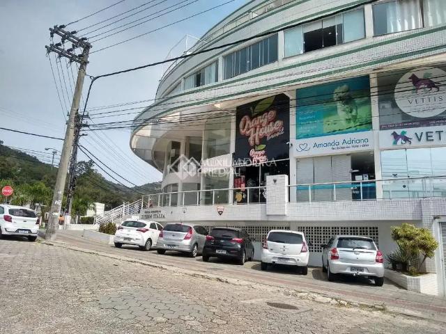 Conj. Comercial / Sala para Locação em Florianópolis/SC Córrego Grande