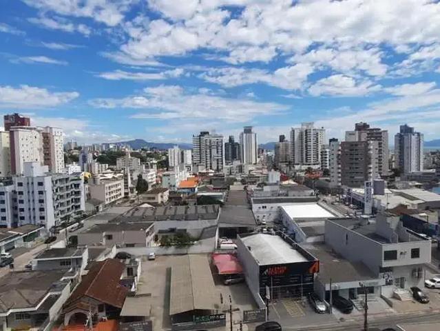 Conj. Comercial / Sala para Locação em Florianópolis/SC Estreito