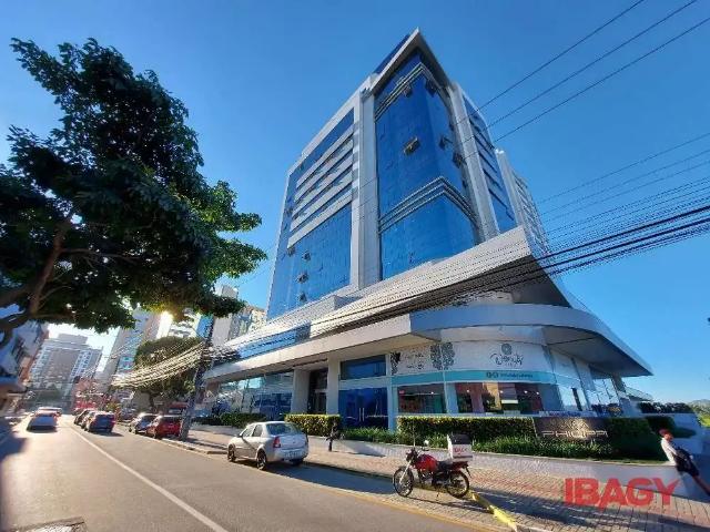 Conj. Comercial / Sala para Locação em Florianópolis/SC Estreito