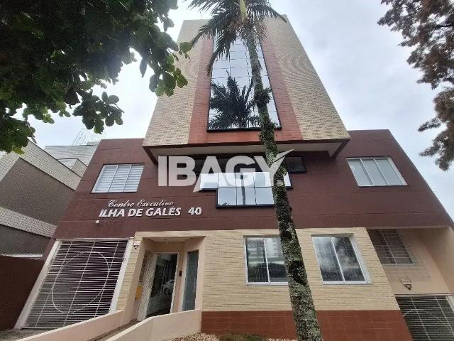 Conj. Comercial / Sala para Locação em Florianópolis/SC Estreito
