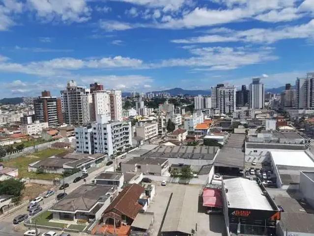 Conj. Comercial / Sala para Locação em Florianópolis/SC Estreito