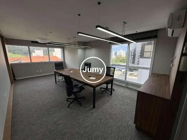 Conj. Comercial / Sala para Locação em Florianópolis/SC Itacorubi 1 Quartos