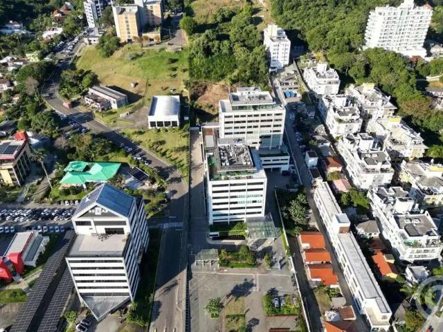 Conj. Comercial / Sala para Locação em Florianópolis/SC João Paulo