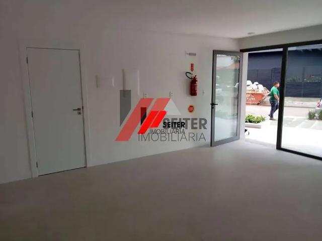 Conj. Comercial / Sala para Locação em Florianópolis/SC Jurerê