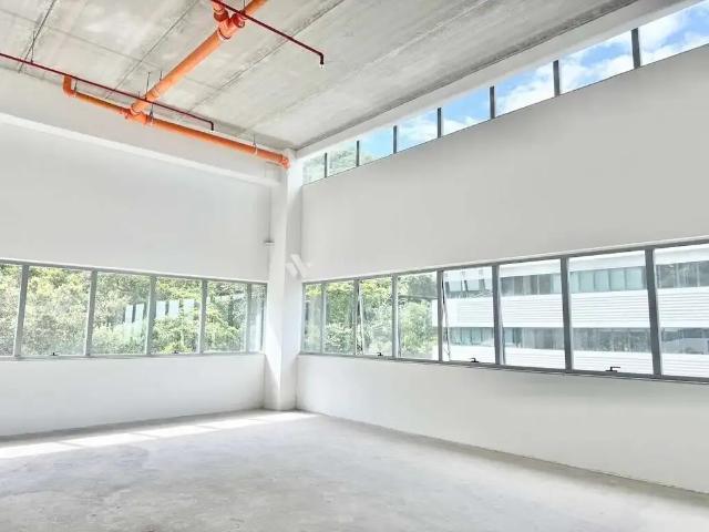 Conj. Comercial / Sala para Locação em Florianópolis/SC Saco Grande