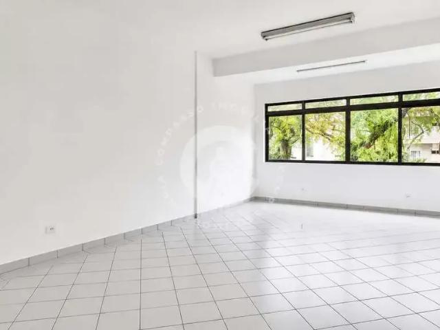 Conj. Comercial / Sala para Locação em Foz do Iguaçu/PR Jardim Polo Centro