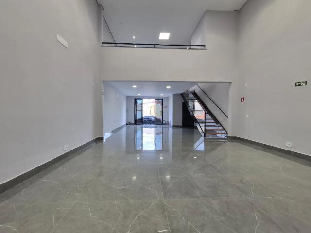 Conj. Comercial / Sala para Locação em Franca/SP Estação