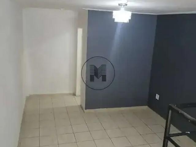 Conj. Comercial / Sala para Locação em Guaratinguetá/SP Centro