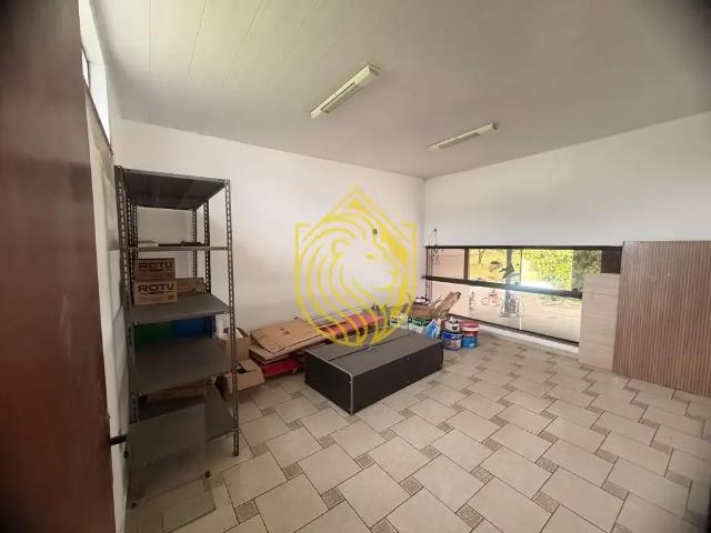 Conj. Comercial / Sala para Locação em Guaratinguetá/SP Engenheiro Neiva 2 Quartos
