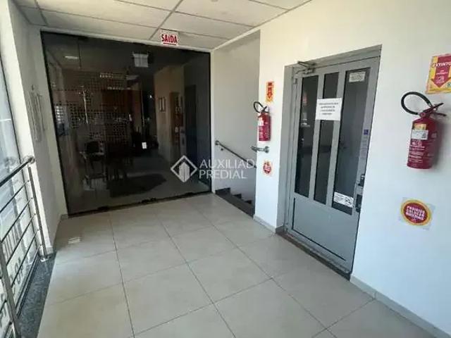 Conj. Comercial / Sala para Locação em Garopaba/SC Centro