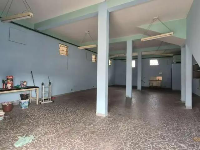 Conj. Comercial / Sala para Locação em Itanhaém/SP Centro