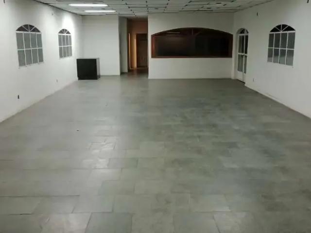 Conj. Comercial / Sala para Locação em Itaboraí/RJ Centro