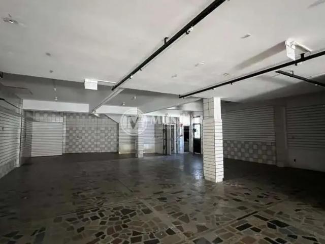 Conj. Comercial / Sala para Locação em Itajaí/SC Centro