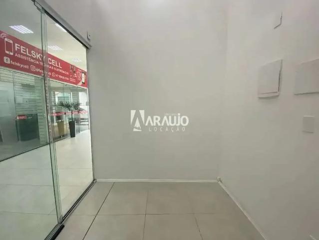 Conj. Comercial / Sala para Locação em Itajaí/SC Centro