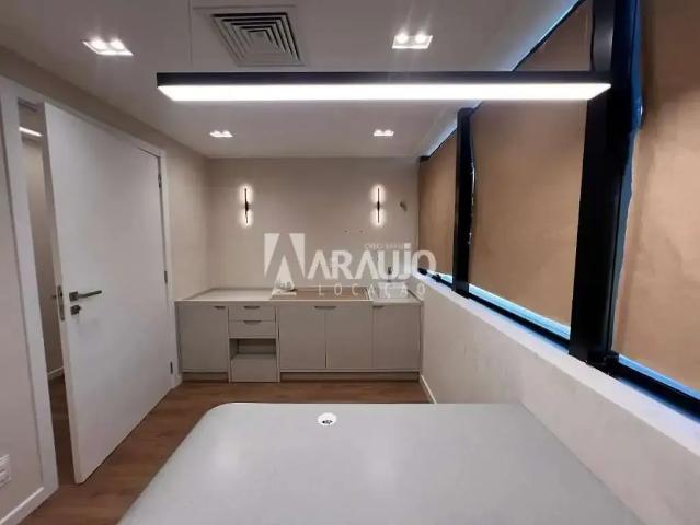 Conj. Comercial / Sala para Locação em Itajaí/SC Centro
