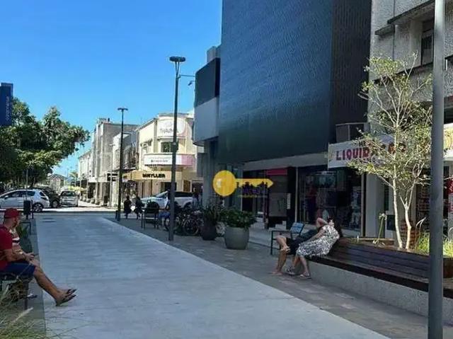 Conj. Comercial / Sala para Locação em Itajaí/SC Centro