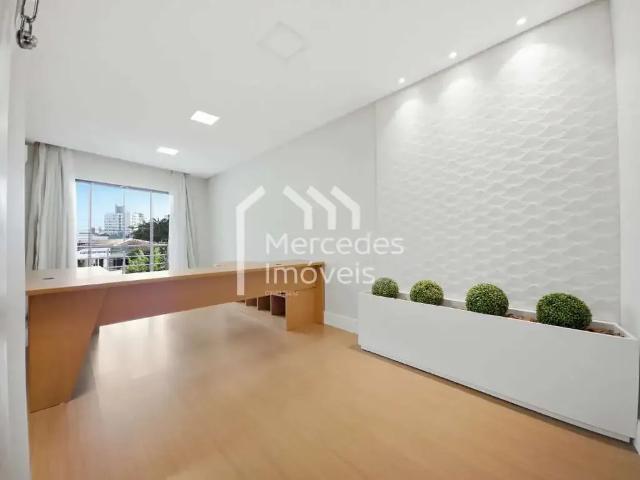 Conj. Comercial / Sala para Locação em Itajaí/SC Centro