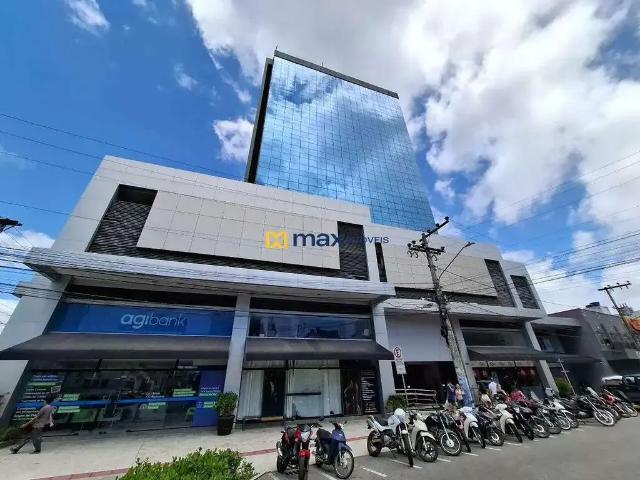 Conj. Comercial / Sala para Locação em Itajaí/SC Centro