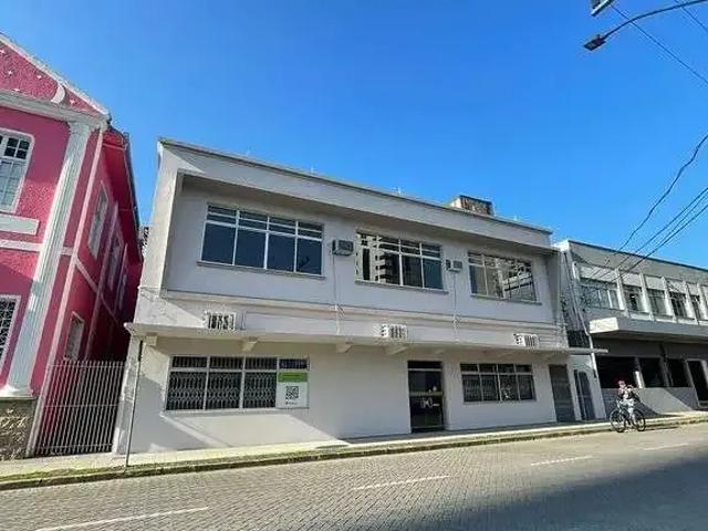 Conj. Comercial / Sala para Locação em Itajaí/SC Centro