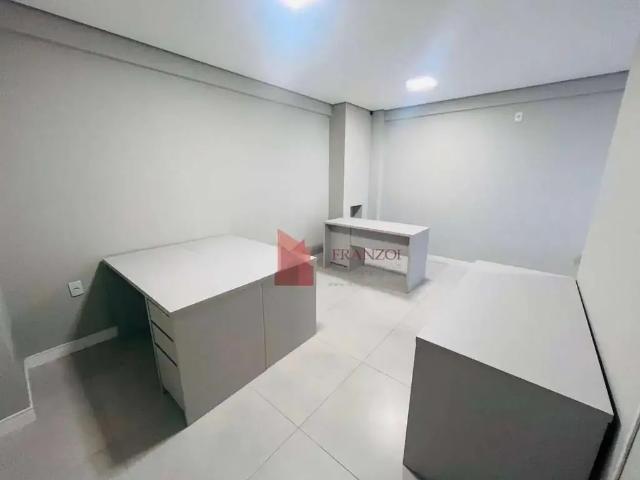 Conj. Comercial / Sala para Locação em Itajaí/SC Centro