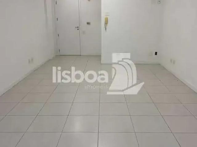 Conj. Comercial / Sala para Locação em Itajaí/SC Centro
