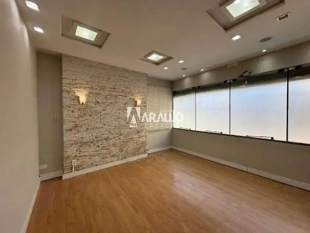 Conj. Comercial / Sala para Locação em Itajaí/SC Centro