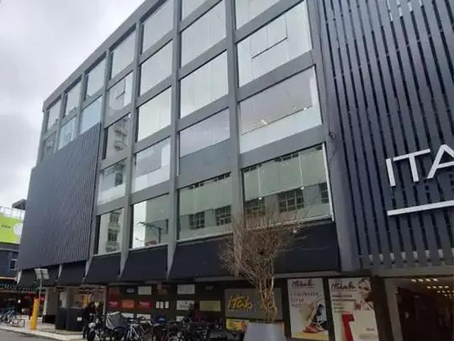 Conj. Comercial / Sala para Locação em Itajaí/SC Centro