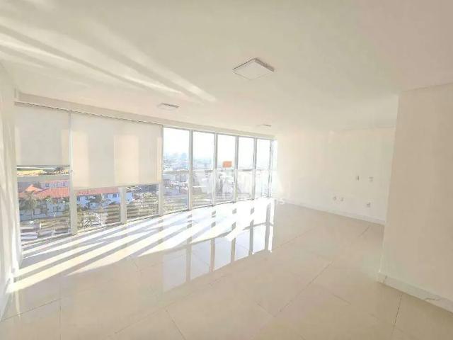Conj. Comercial / Sala para Locação em Itajaí/SC Centro