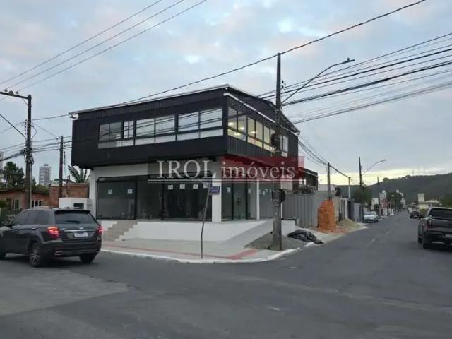 Conj. Comercial / Sala para Locação em Itajaí/SC Dom Bosco