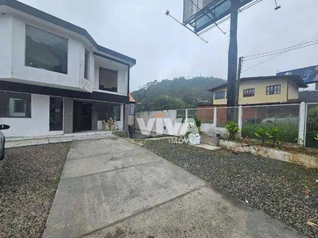 Conj. Comercial / Sala para Locação em Itajaí/SC Fazendinha