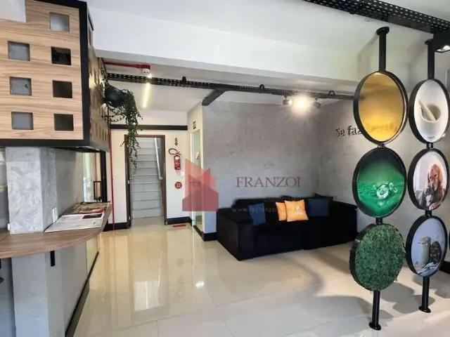 Conj. Comercial / Sala para Locação em Itajaí/SC São João