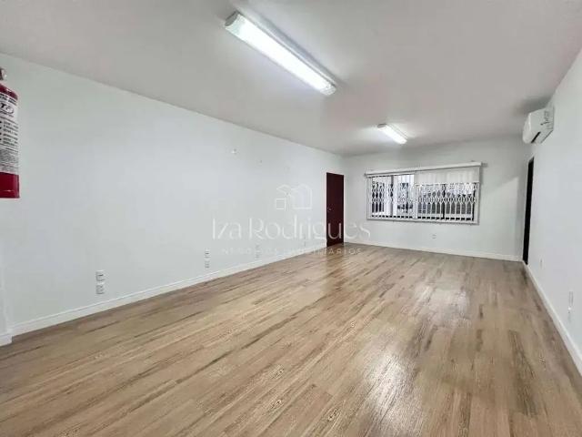 Conj. Comercial / Sala para Locação em Itajaí/SC São Judas