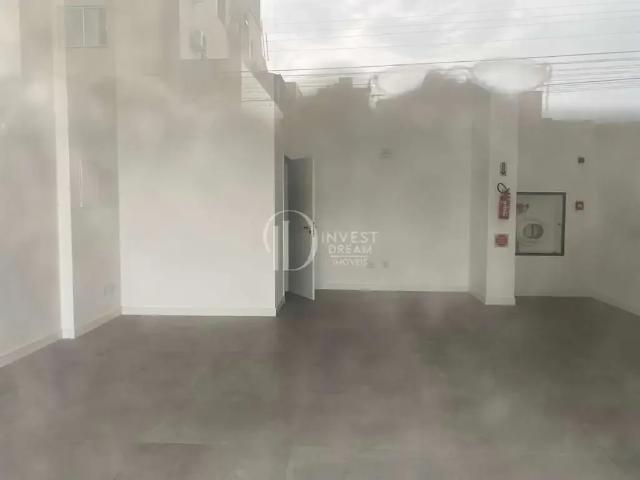 Conj. Comercial / Sala para Locação em Itapema/SC Castelo Branco