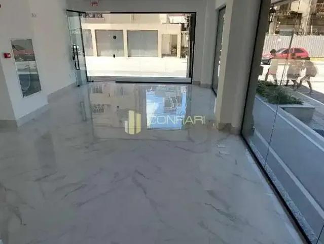 Conj. Comercial / Sala para Locação em Itapema/SC Centro