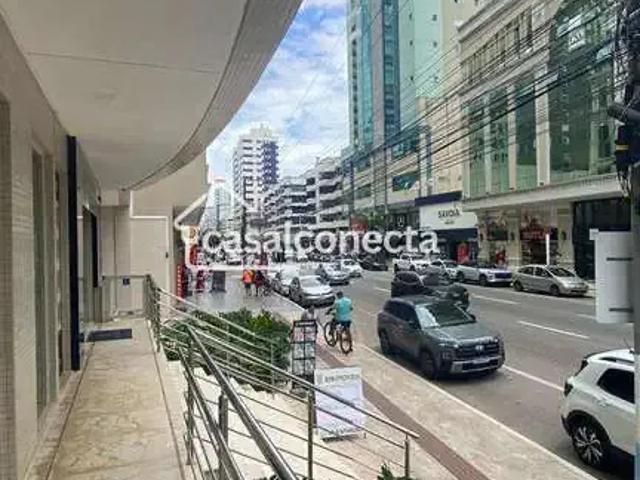 Conj. Comercial / Sala para Locação em Itapema/SC Meia Praia