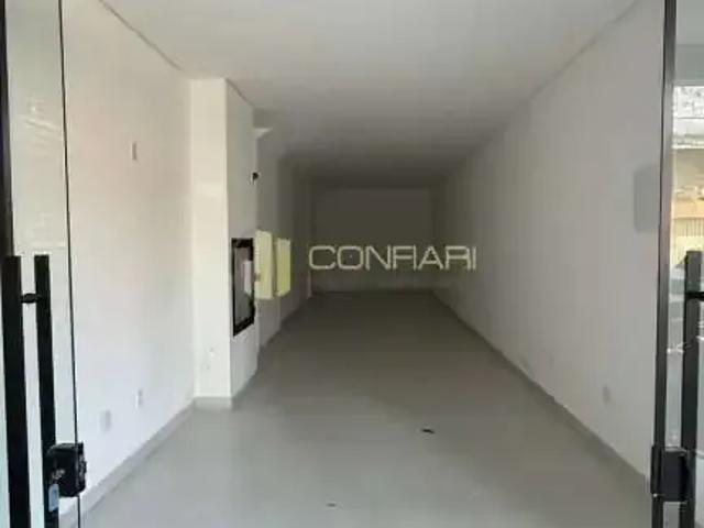 Conj. Comercial / Sala para Locação em Itapema/SC Meia Praia