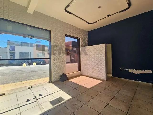 Conj. Comercial / Sala para Locação em Itapira/SP Santa Cruz