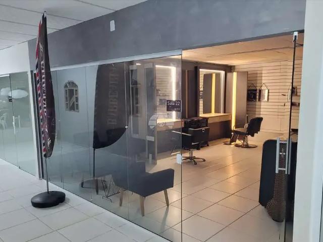 Conj. Comercial / Sala para Locação em Itapoá/SC Itapema do Norte