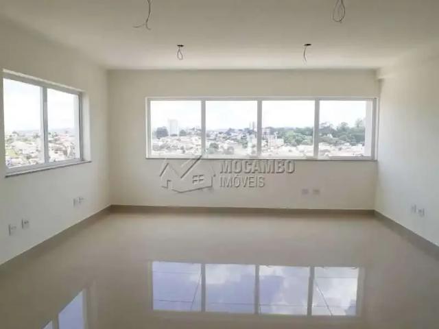 Conj. Comercial / Sala para Locação em Itatiba/SP Centro