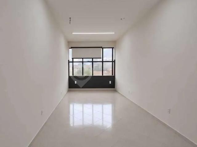 Conj. Comercial / Sala para Locação em Itatiba/SP Centro