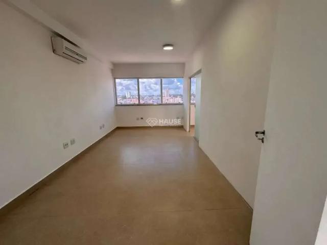 Conj. Comercial / Sala para Locação em Itatiba/SP Centro