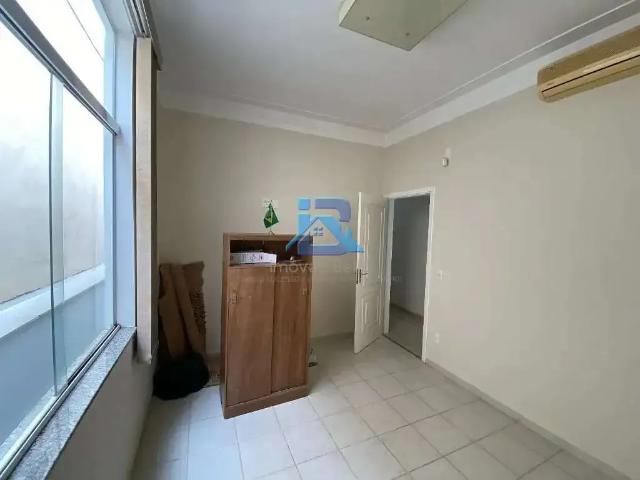 Conj. Comercial / Sala para Locação em Itatiba/SP Centro