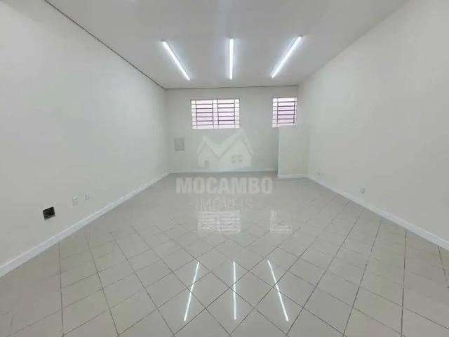 Conj. Comercial / Sala para Locação em Itatiba/SP Centro