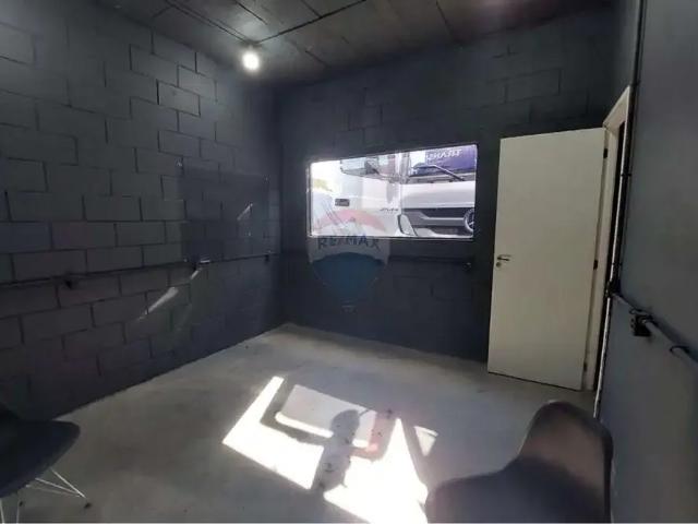 Conj. Comercial / Sala para Locação em Itupeva/SP São Roque da Chaves